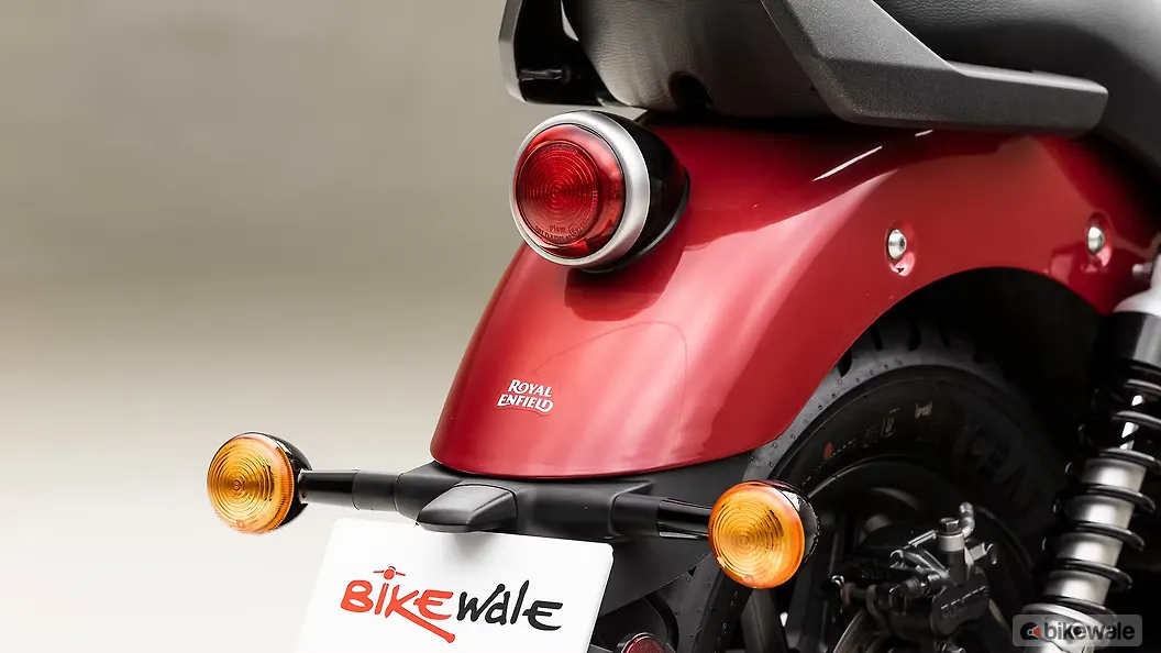 Royal Enfield Super Meteor 650 Tail Light Image – BikeWale