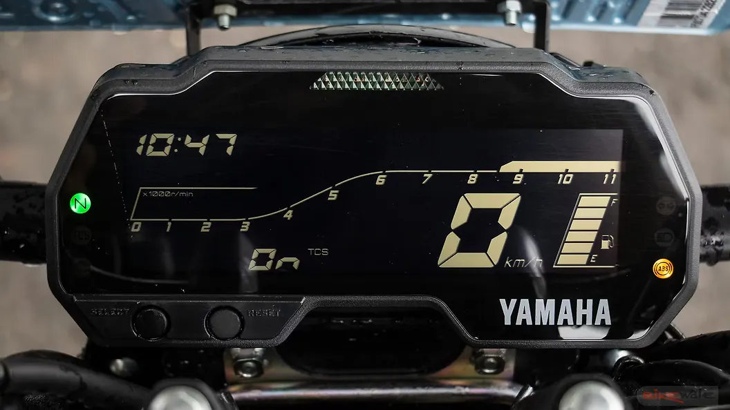 Yamaha FZS Fi V4 Odometer Image – BikeWale
