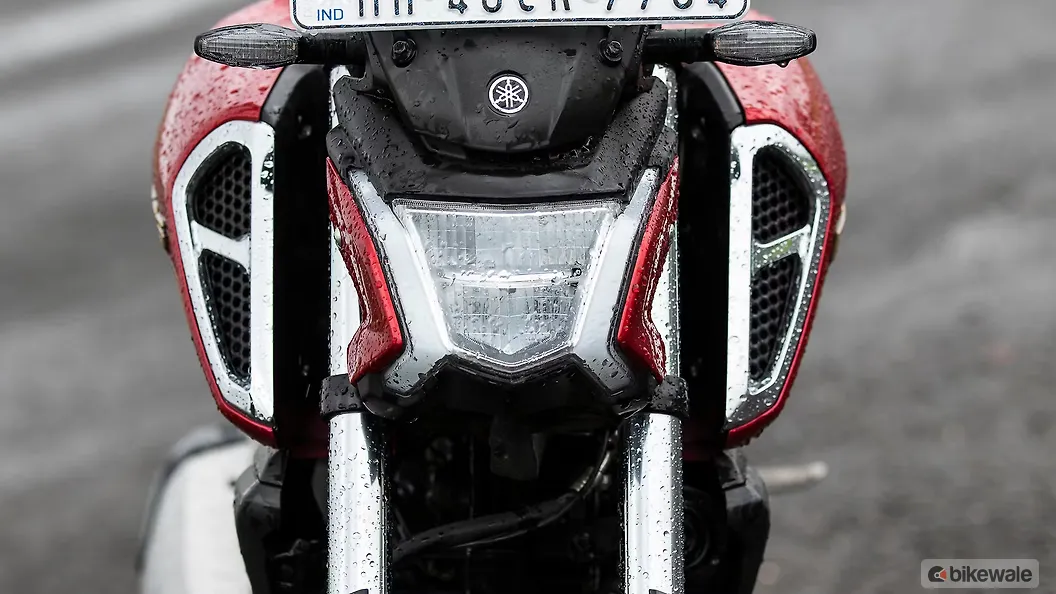 Yamaha FZS FI V4 Daytime Running Lamp Image – BikeWale