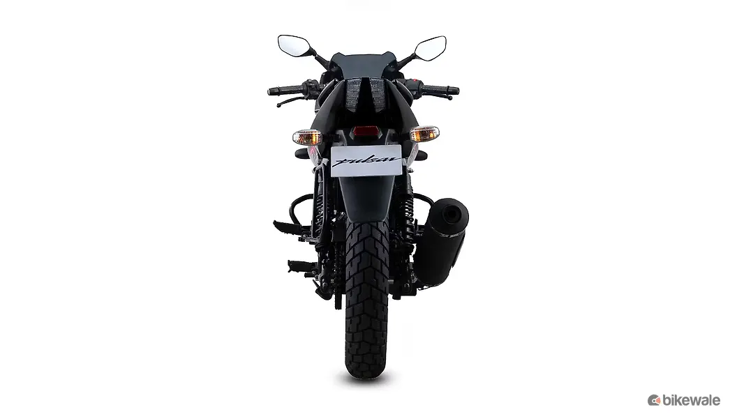 Bajaj Pulsar 220 F Right Side View Image – BikeWale