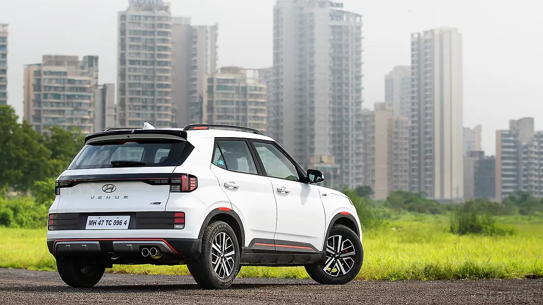 Venue N Line Dashboard Image, Venue N Line Photos in India - CarWale