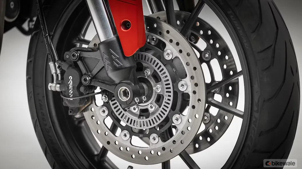 Moto Morini Seiemmezzo Front Disc Brake Caliper Image – BikeWale