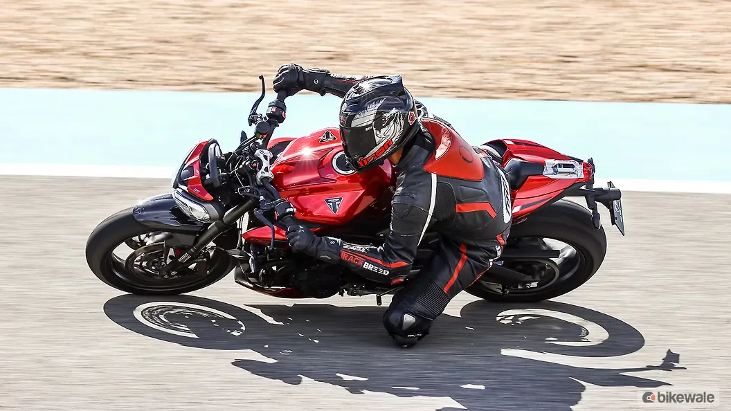 Triumph Street Triple RS Left Side View Image – BikeWale