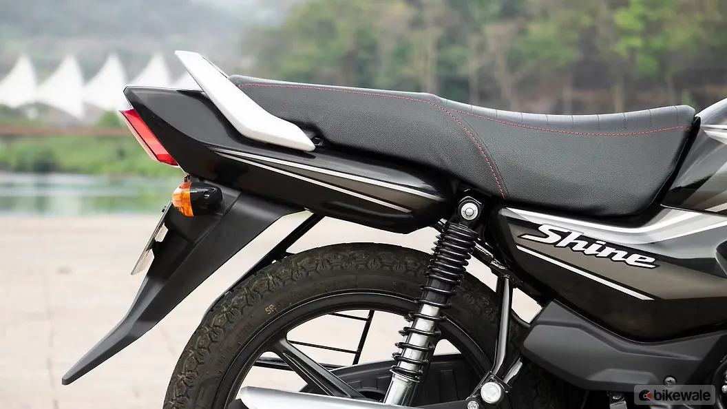 Honda Shine 100 Rear Mudguard Image – BikeWale