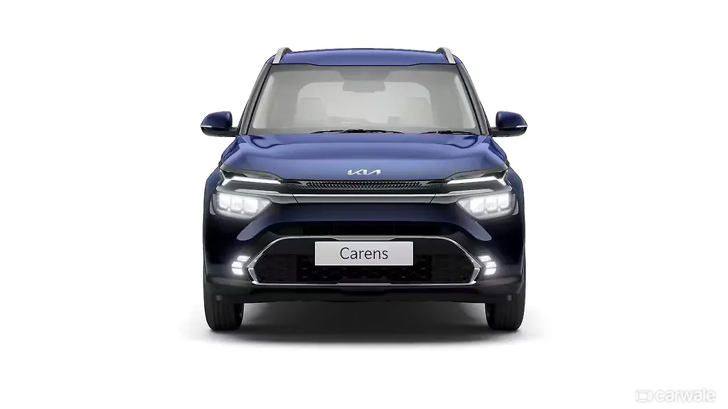 Carens Right Front Three Quarter Image, Carens Photos in India - CarWale