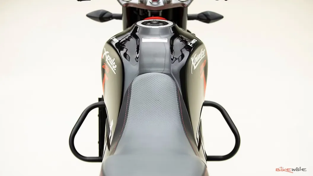 Hero Xpulse 200T 4V Bike Seat Image – BikeWale