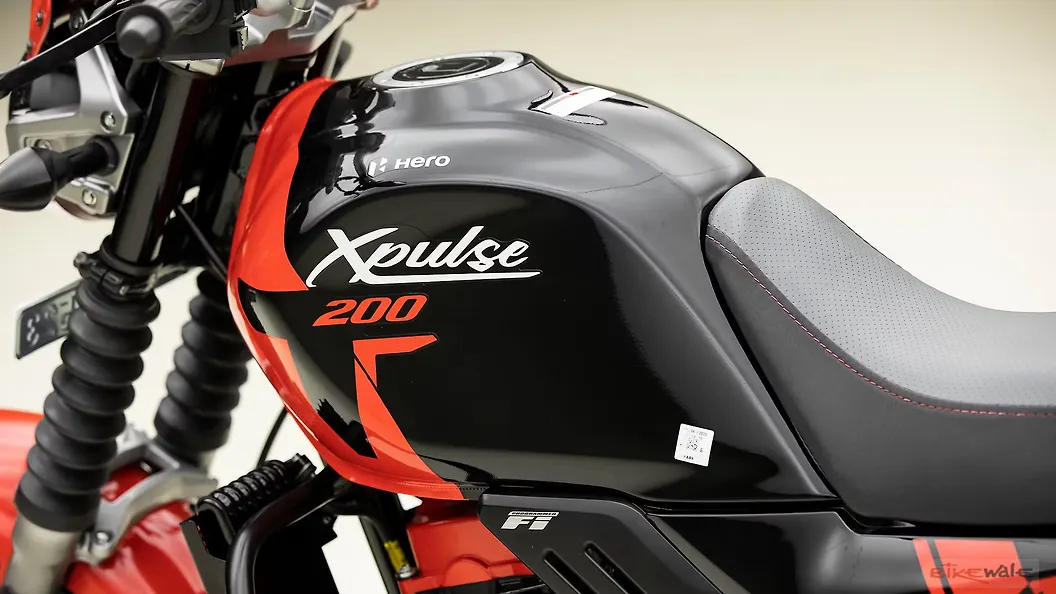 Hero Xpulse 200T 4V Fuel Tank Image – BikeWale
