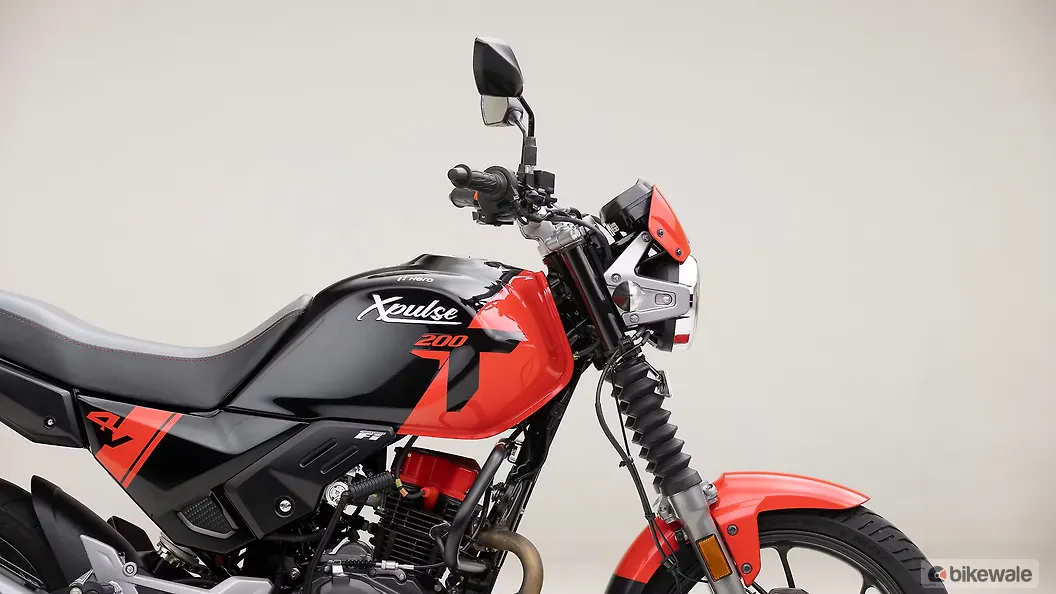Hero Xpulse 200T 4V Handle Bar Image – BikeWale