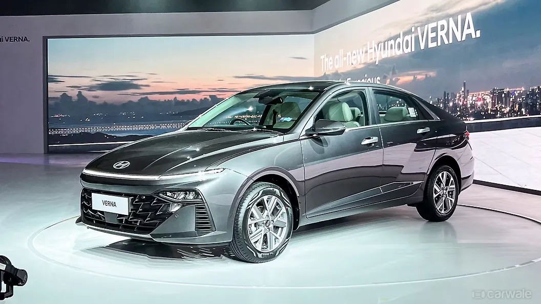 Verna Left Front Three Quarter Image, Verna Photos in India - CarWale