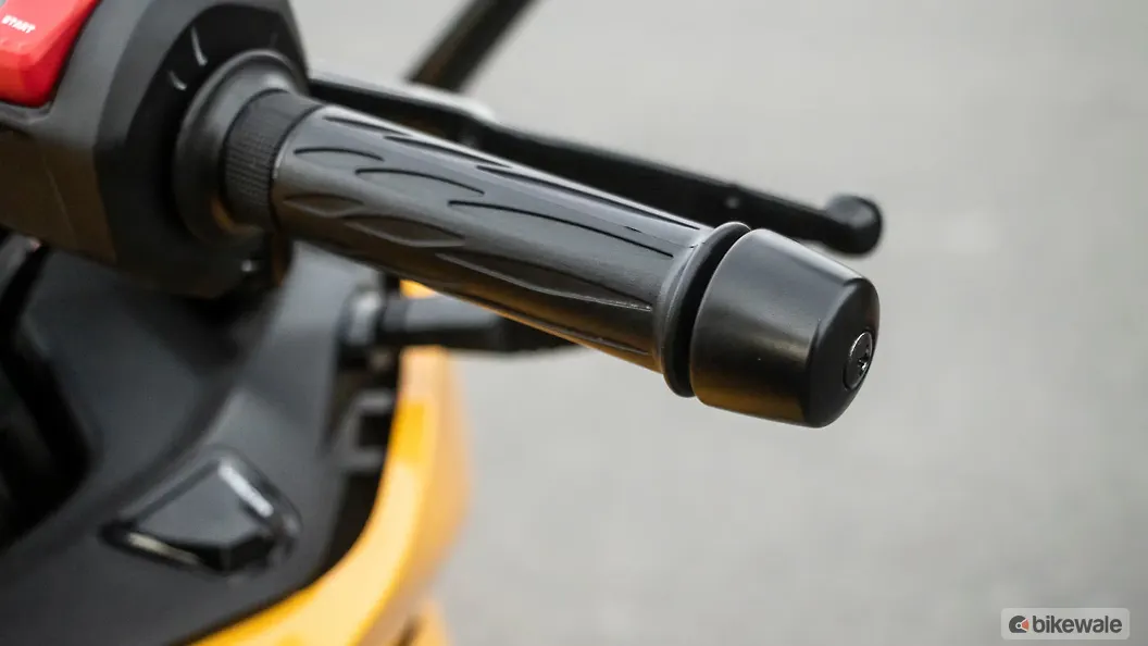 Hero Karizma XMR Bar End weight Image – BikeWale