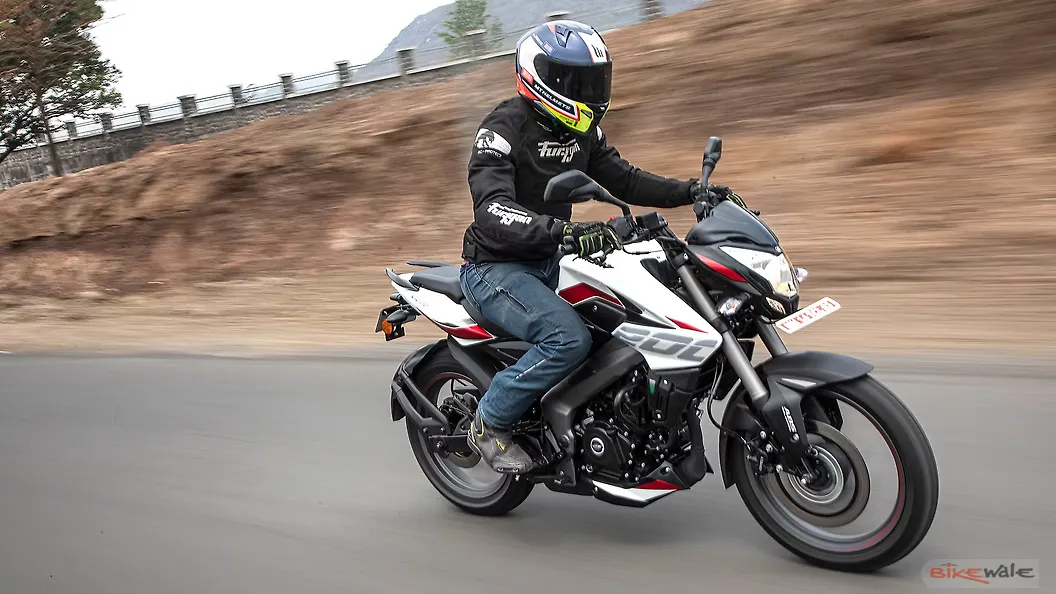 Bajaj Pulsar NS200 Engine Image – BikeWale