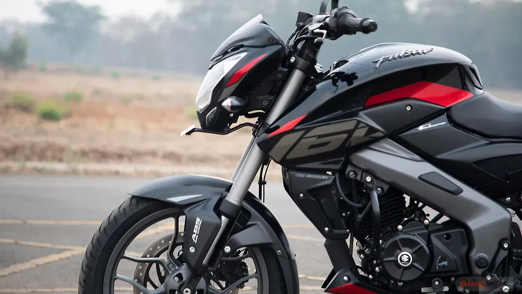 Bajaj Pulsar NS160 Fuel Tank Image – BikeWale