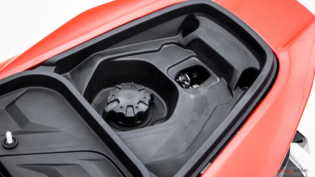 Hero Xoom Underseat Storage Image – BikeWale