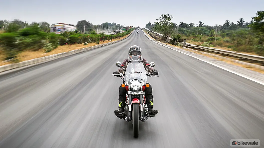 Royal Enfield Super Meteor 650 Front View Image – BikeWale