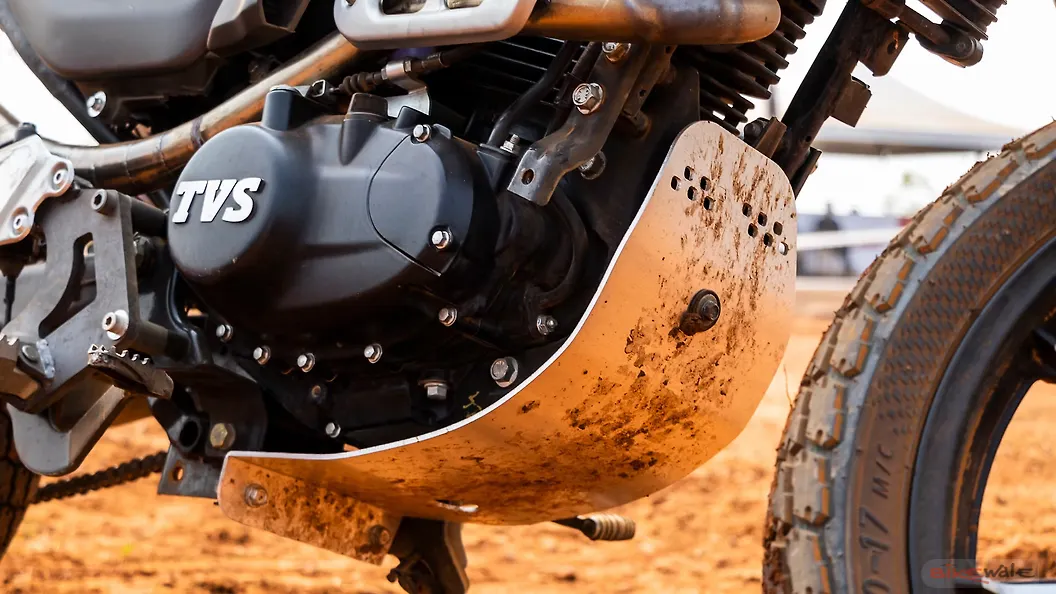 TVS Ronin Rear Brake Fluid Reservoir Image – BikeWale