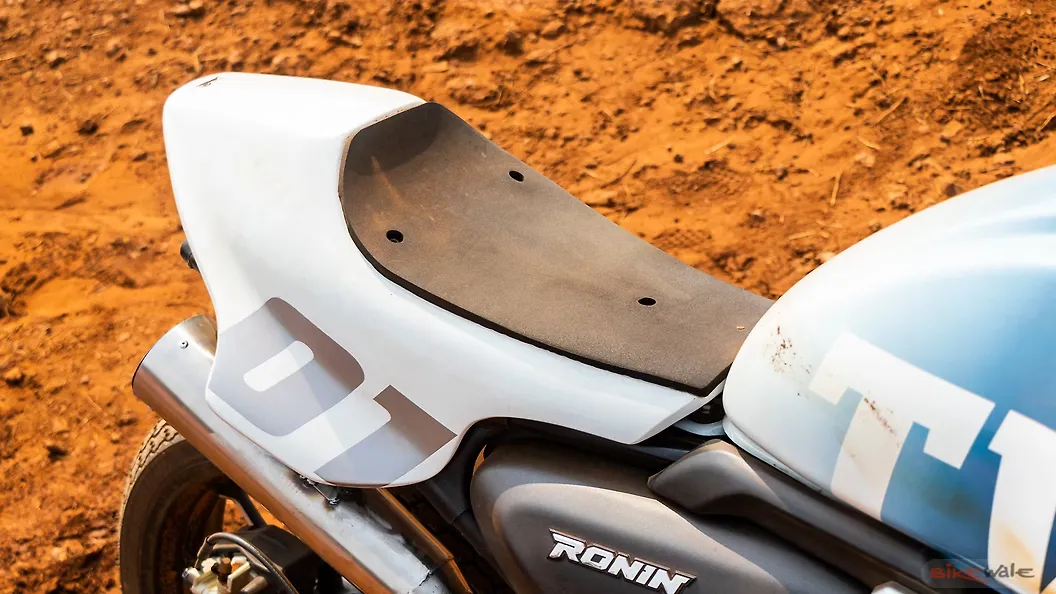 TVS Ronin Bike Seat Image – BikeWale