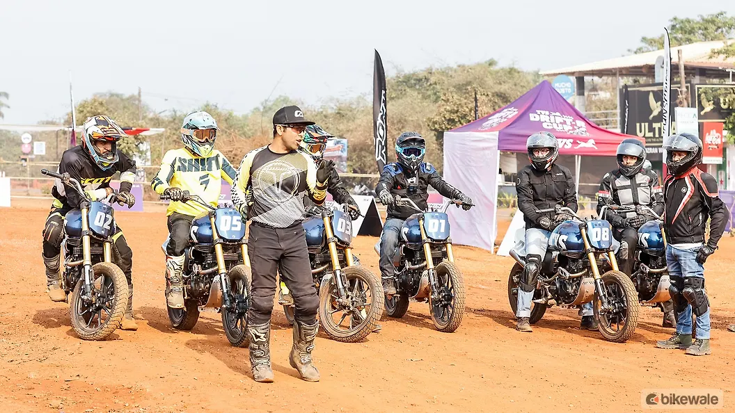 TVS Ronin TFT / Instrument Cluster Image – BikeWale