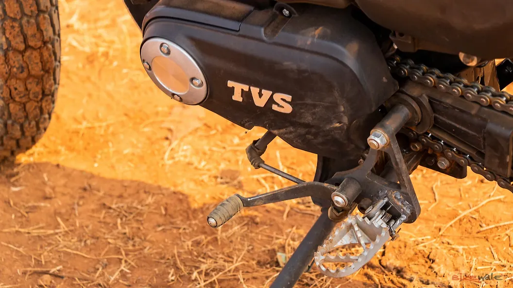 TVS Ronin Clutch Lever Adjuster Image – BikeWale