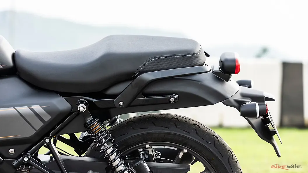 Harley-Davidson X440 Grab Rail Image – BikeWale