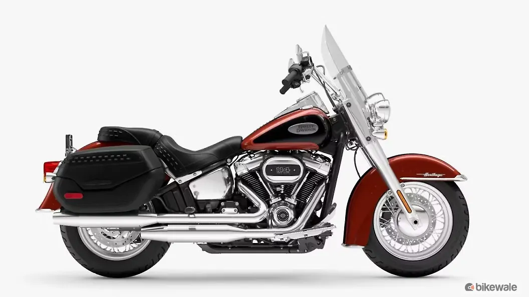 Harley-Davidson Heritage Classic Right Side View Image – BikeWale