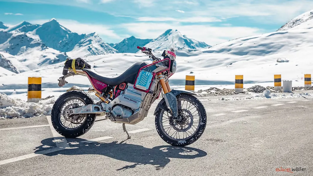 Royal Enfield Himalayan Electric Right Front Three Quarter Image – BikeWale