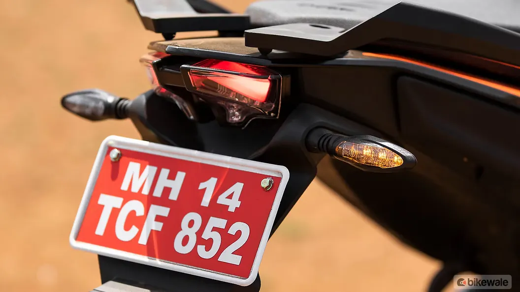 KTM 390 Adventure Number Plate Lamp Image – BikeWale