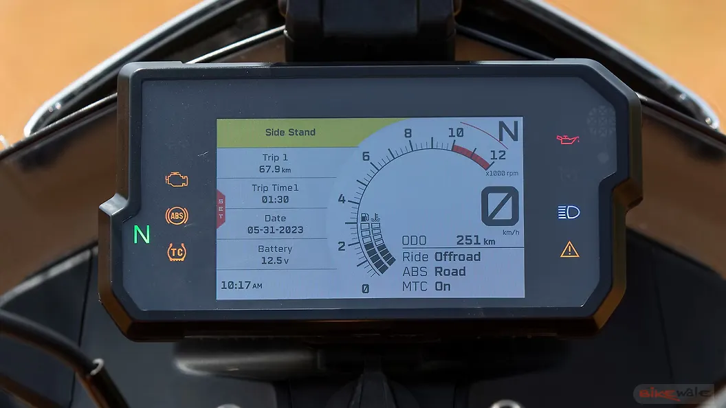 KTM 390 Adventure TFT / Instrument Cluster Image – BikeWale