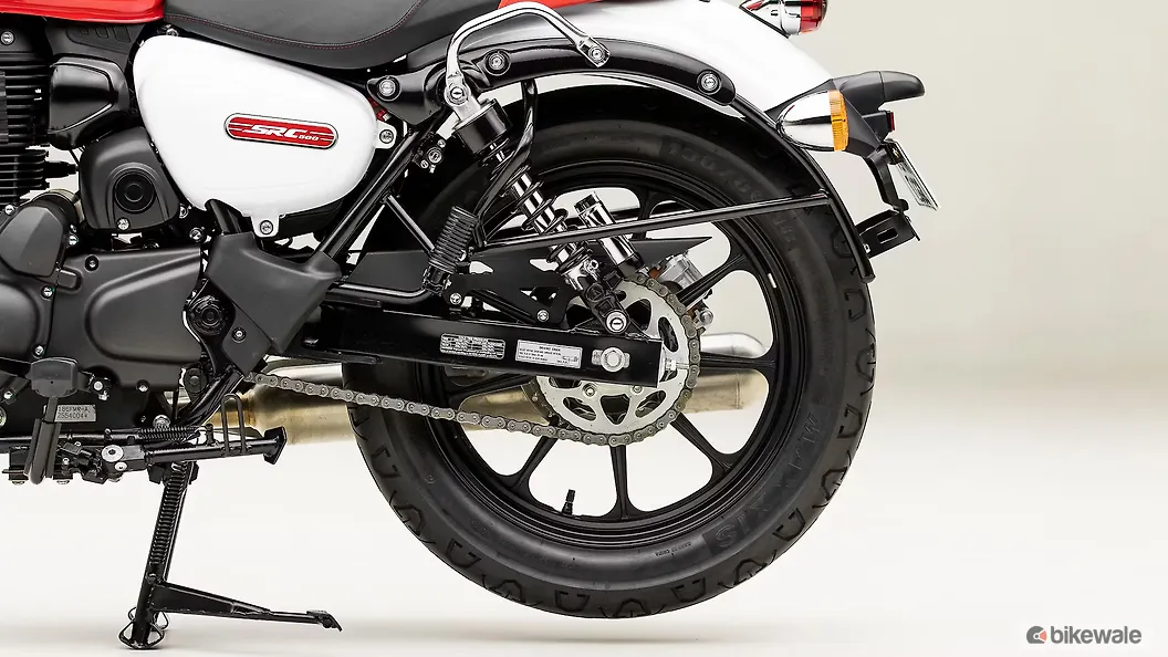 QJ Motor SRC 500 Grab Rail Image – BikeWale