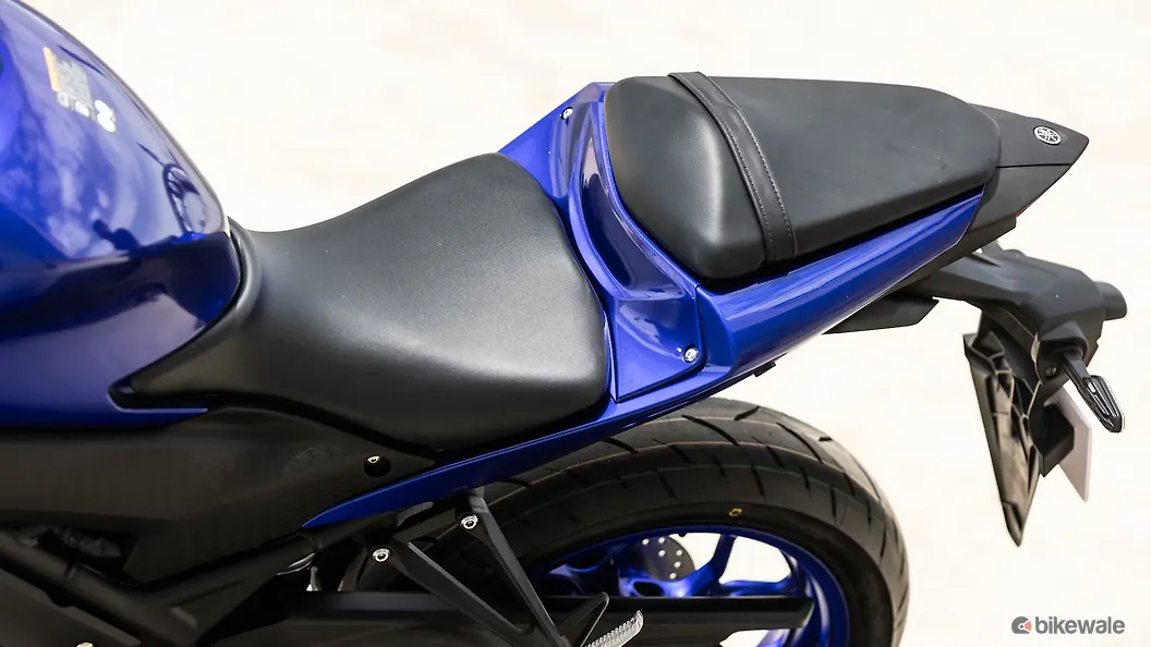 Yamaha YZF-R3 Rider Seat Image – BikeWale
