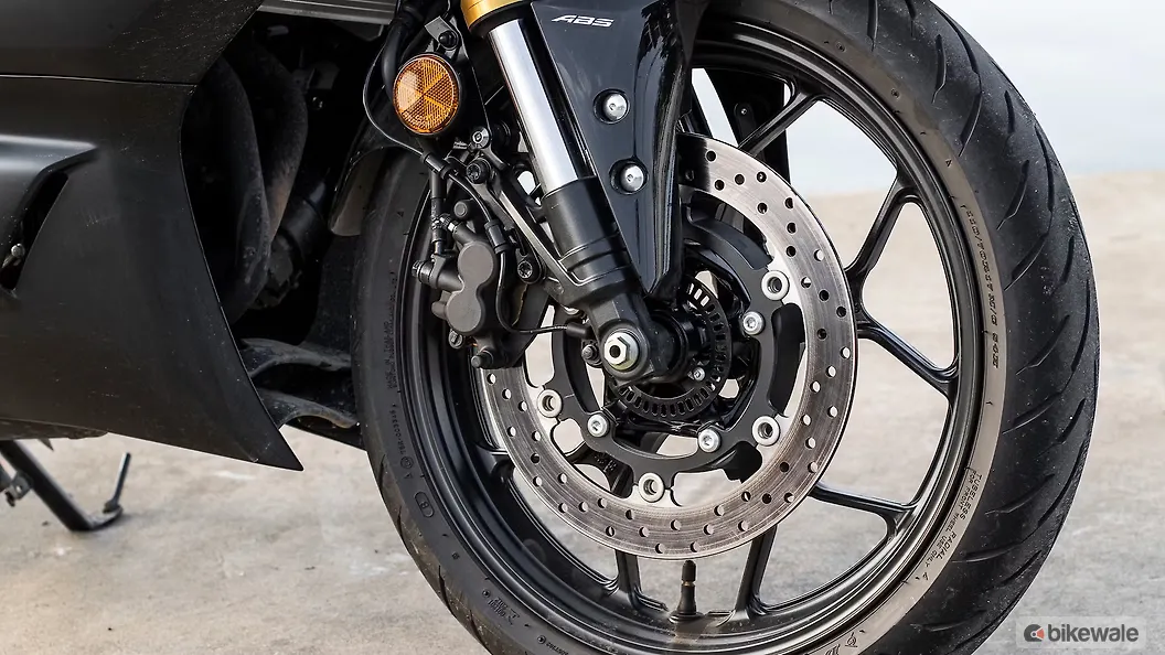 Yamaha R3 Front Disc Brake Caliper Image – BikeWale