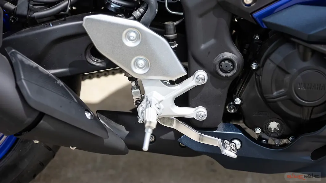 Yamaha YZF-R3 Right Rear Three Quarter Image – BikeWale