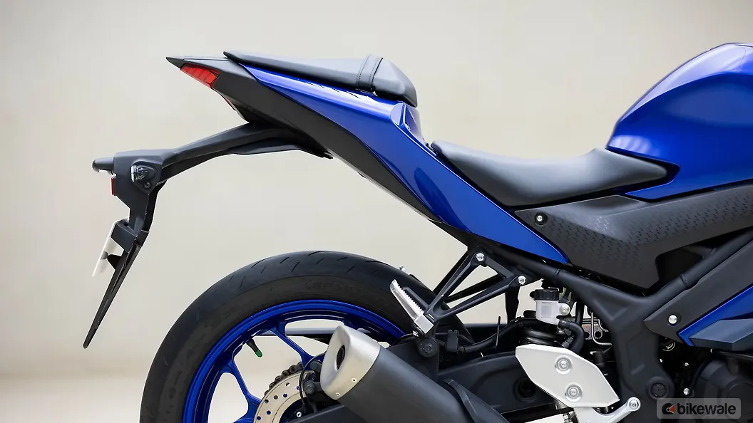 Yamaha YZF-R3 Engine Cowl Image – BikeWale