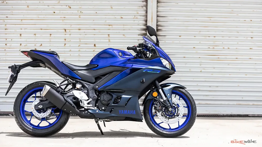 Images of Yamaha YZF-R3 | Photos of YZF-R3 - BikeWale