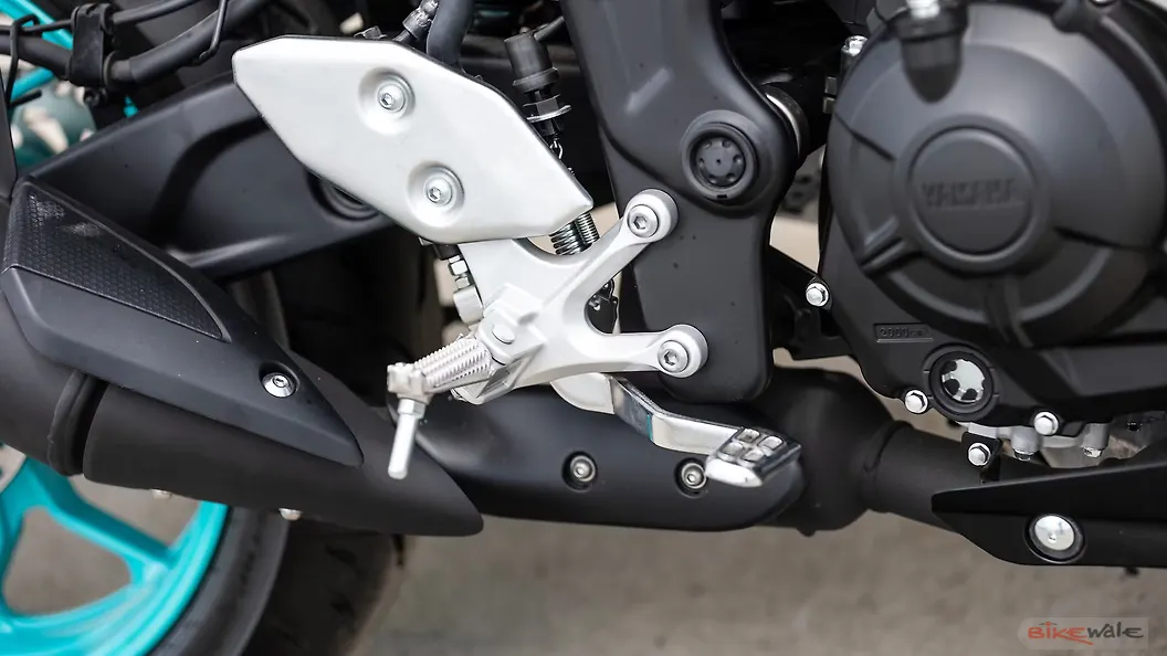 Yamaha MT-03 Engine Oil Level Indicator Image – BikeWale