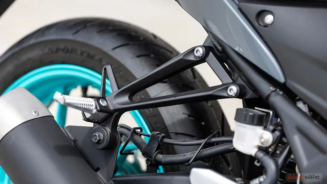 Yamaha MT-03 Pillion Footrest Image – BikeWale