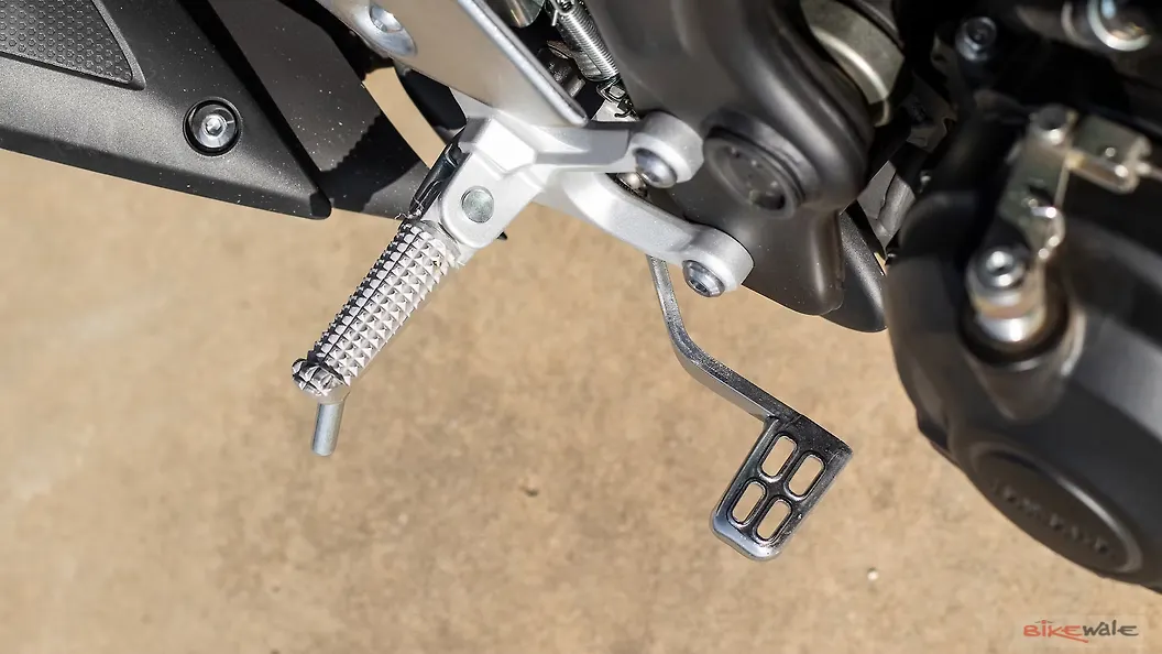 Yamaha MT-03 Gear Shift Lever Image – BikeWale