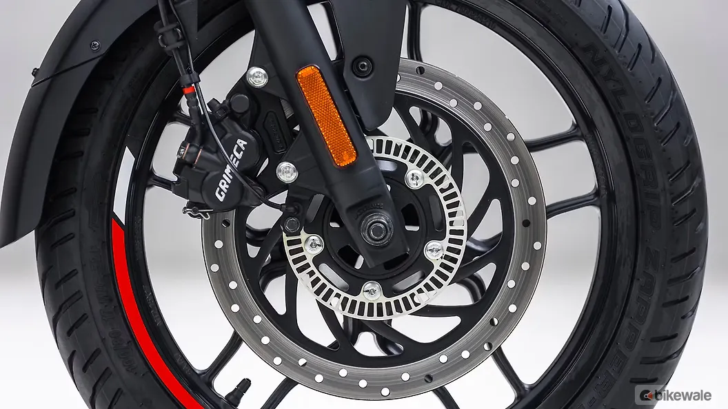 Bajaj Pulsar N250 Front Alloy Wheel Image – BikeWale