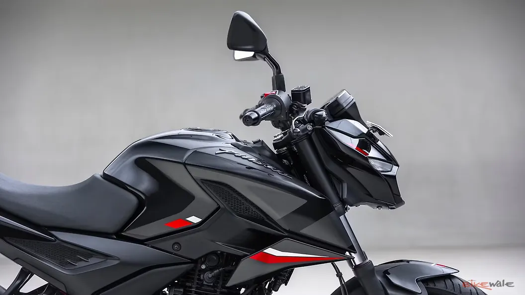 Bajaj Pulsar N250 Fuel Tank Image – BikeWale