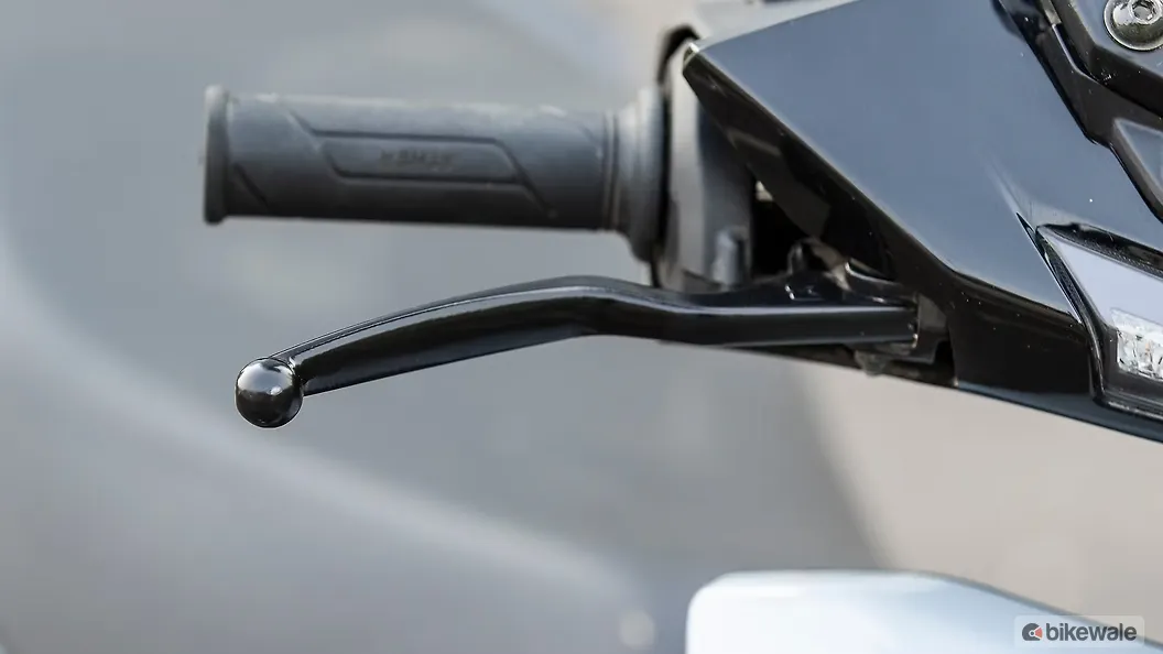 Ather 450X Front Brake Lever Image – BikeWale