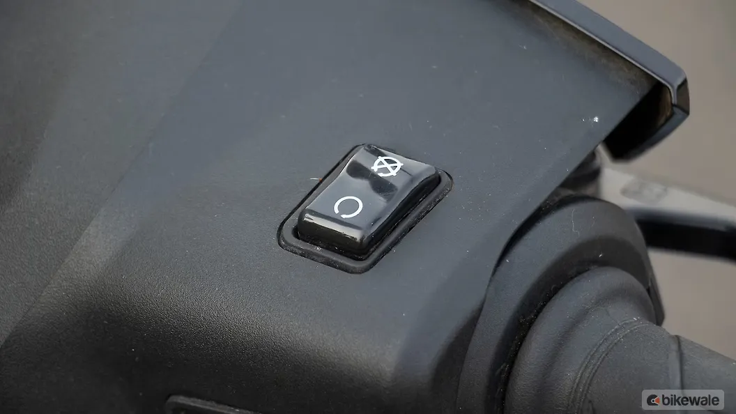 Ather 450X Horn Switch Image – BikeWale