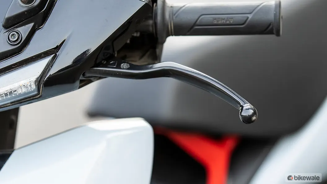 Ather 450X Front Brake Lever Image – BikeWale