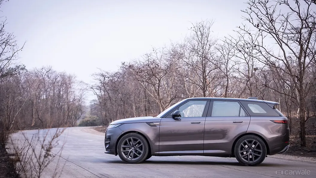 Range Rover Sport Rear View Image, Range Rover Sport Photos in India ...