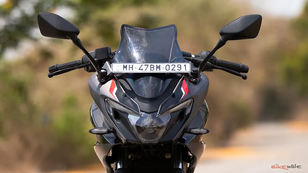 Bajaj Pulsar F250 Gear Shift Lever Image – BikeWale