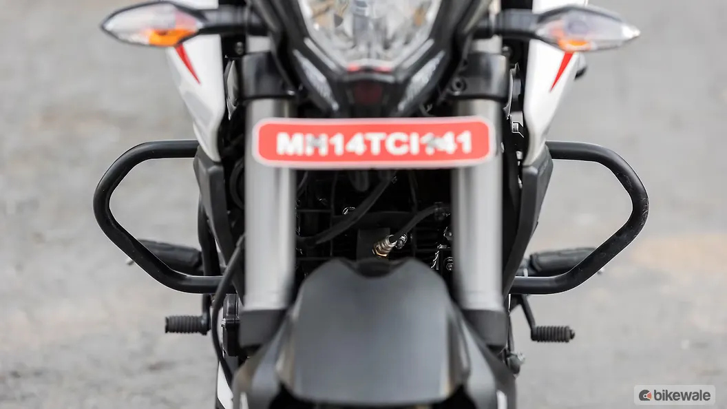 Bajaj Pulsar NS160 Front Leg Guard Image – BikeWale Bajaj Pulsar NS160 Front Leg Guard Image – BikeWale