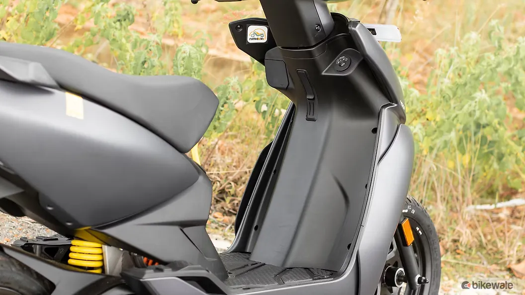 Ather 450S Front Inner Cover Image – BikeWale