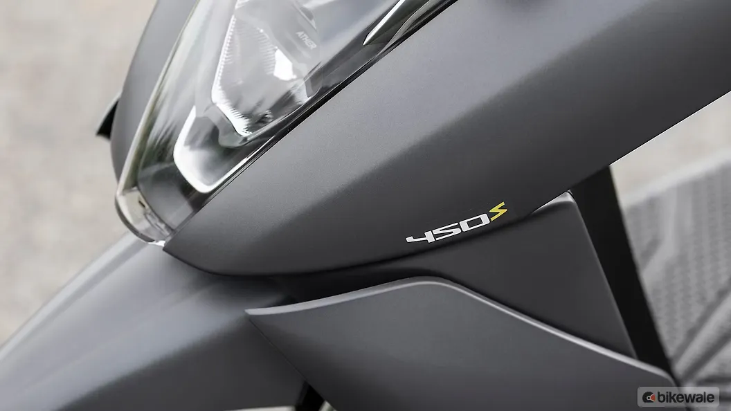 Ather 450S Front Panel Decal Image – BikeWale