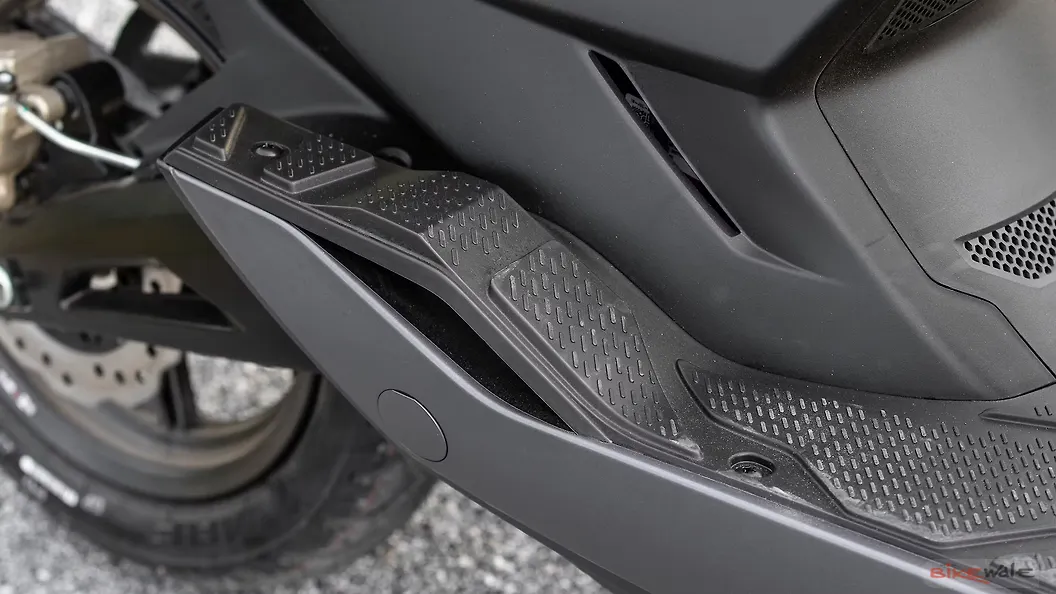 Ather 450S Front Brake Lever Image – BikeWale