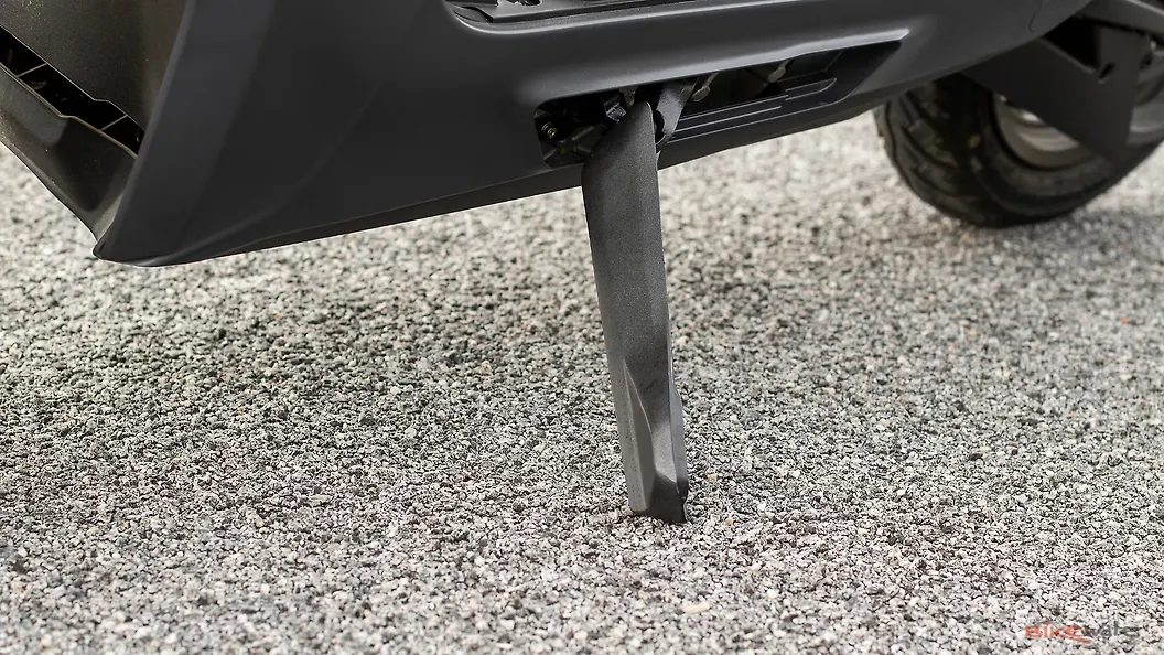 Ather 450S Side Stand Image – BikeWale