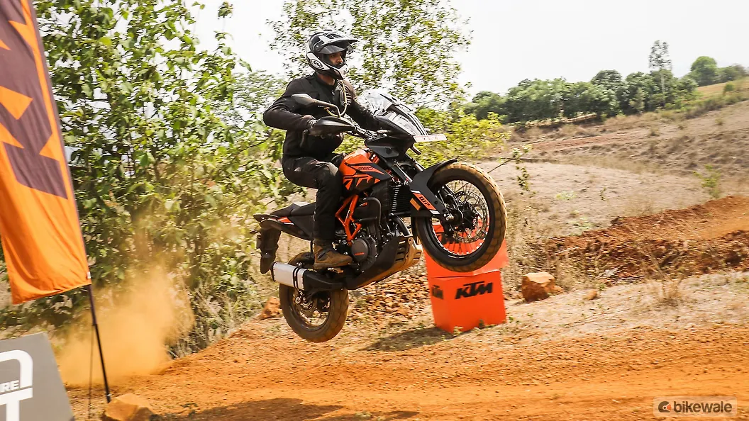 KTM 390 Adventure Front View Image – BikeWale