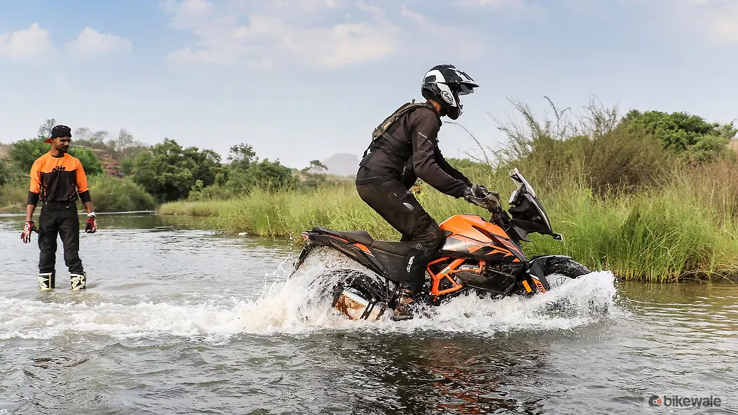 KTM 390 Adventure Front View Image – BikeWale